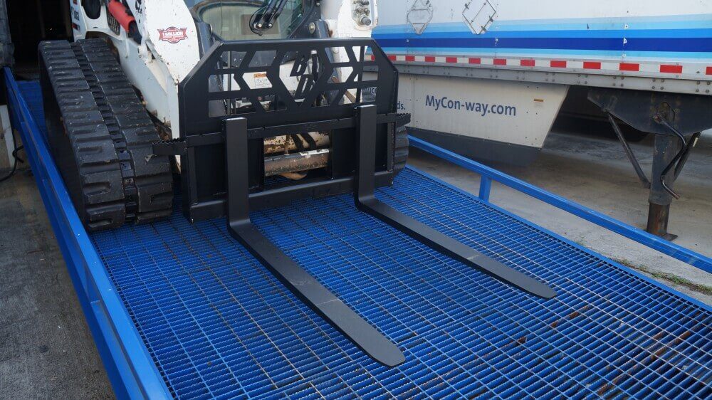 Blue Diamond Attachments – Heavy Duty Pallet Fork 60”X 1 3/4” w/ Steps ...